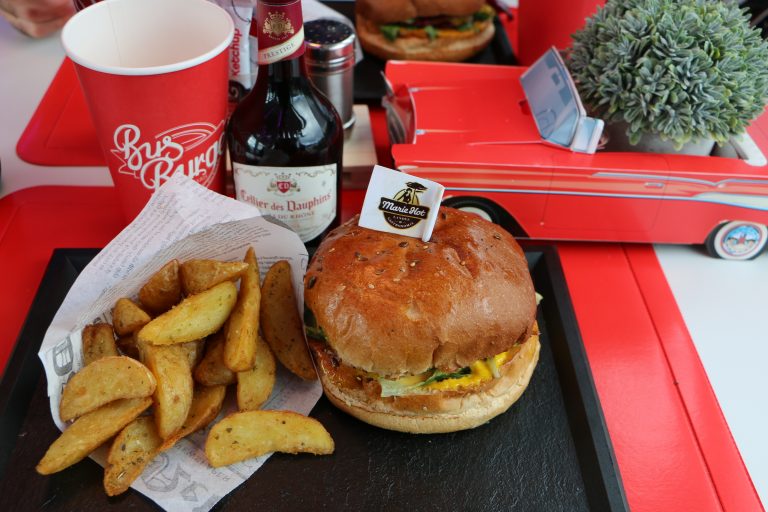 The Burger Bus & Paris city tour - Agent luxe blog